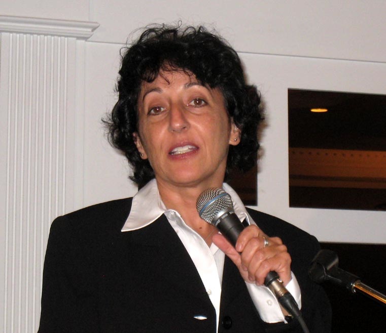 Hire Comedian Marla Lukofsky for your Event | PDA Speakers